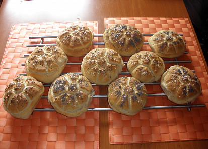 Máslové raženky (bulky) - TopRecepty.cz