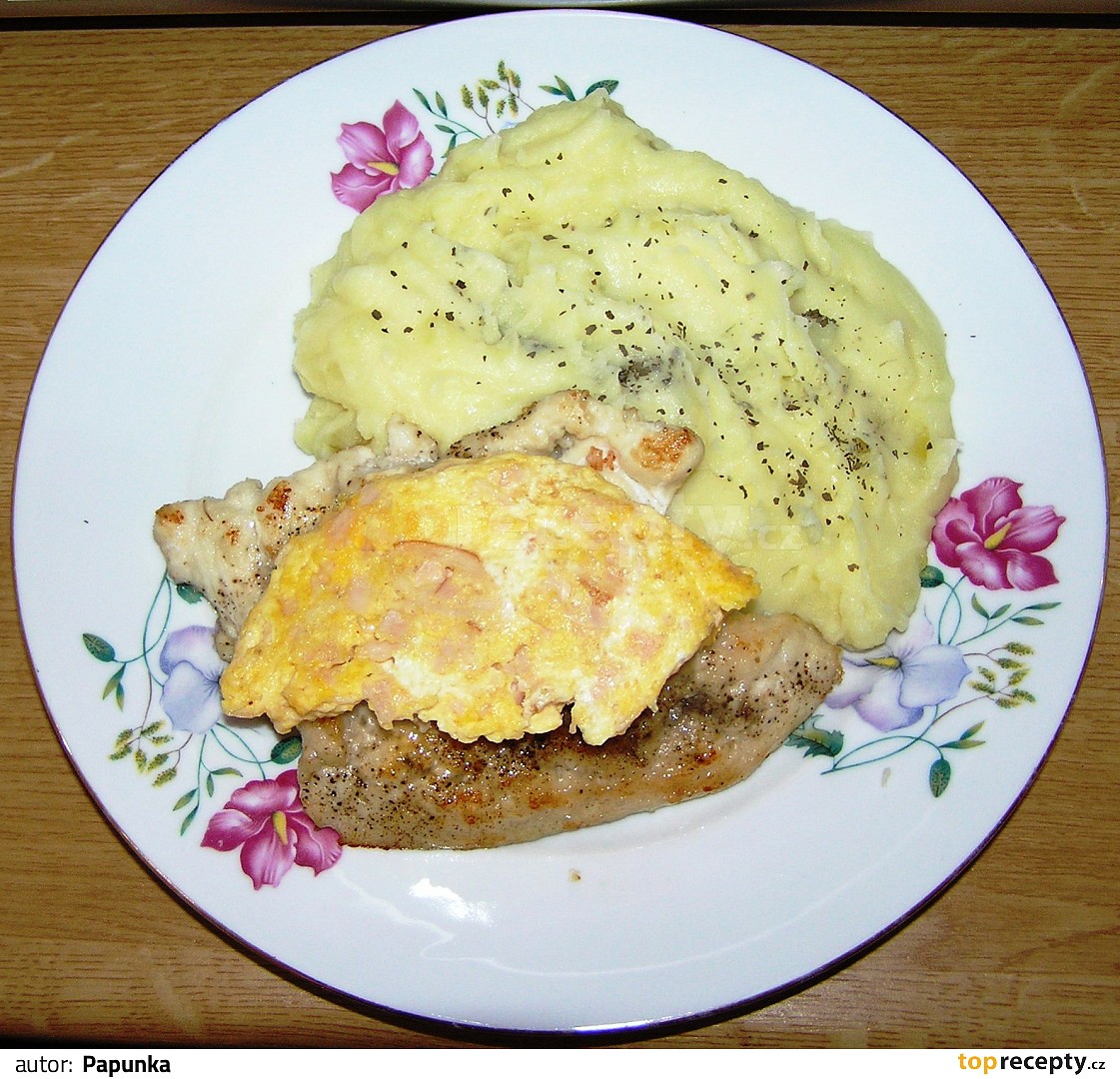 Kuřecí řízek po pražsku recept - TopRecepty.cz