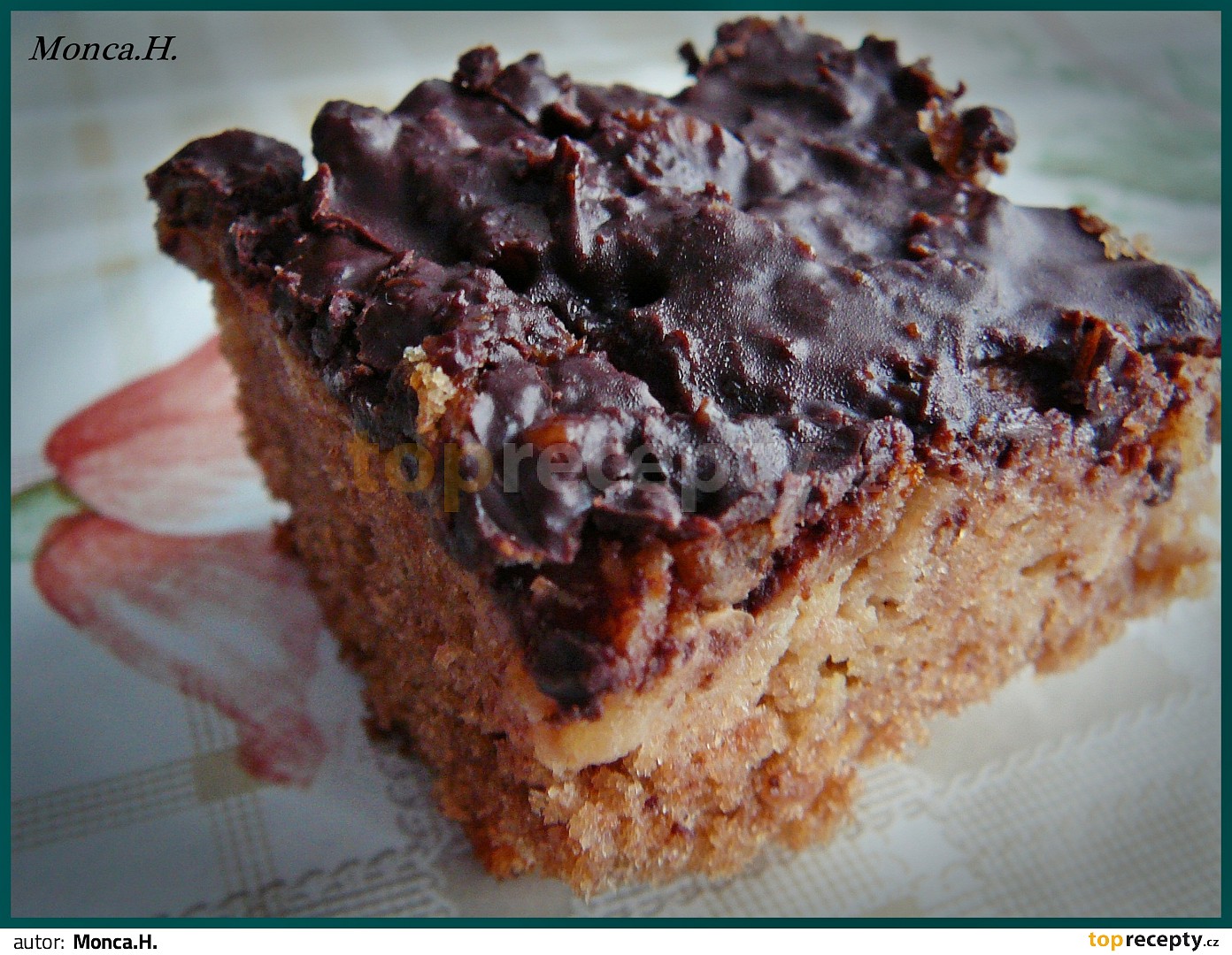 Labužník - jablka, smetana a ořechy recept - TopRecepty.cz