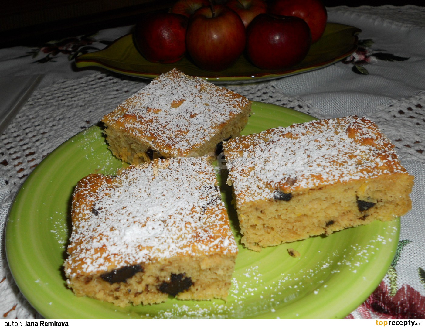 Jablečná buchta raz dva recept - TopRecepty.cz