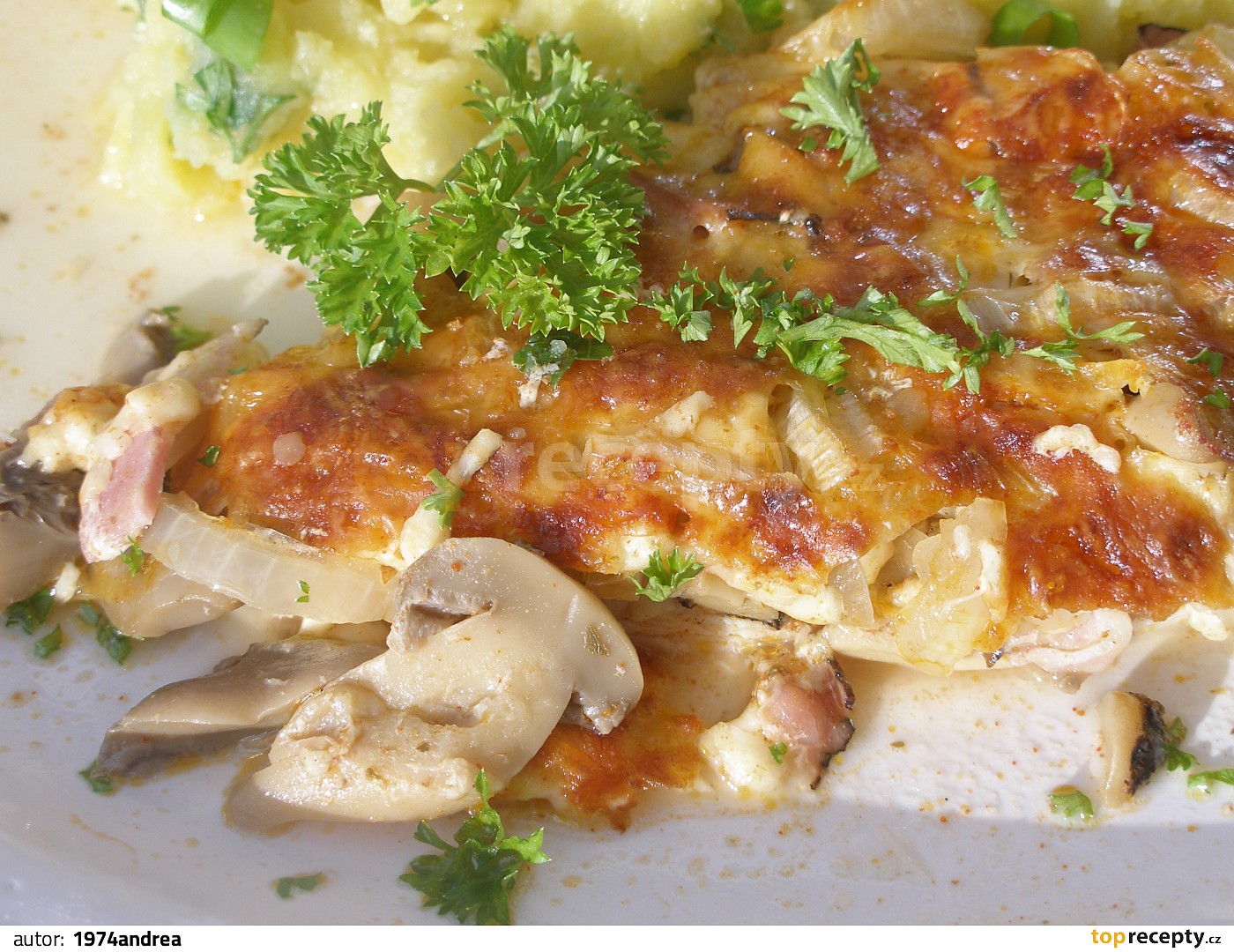 Zapečené šťavnaté kuřecí maso recept - TopRecepty.cz