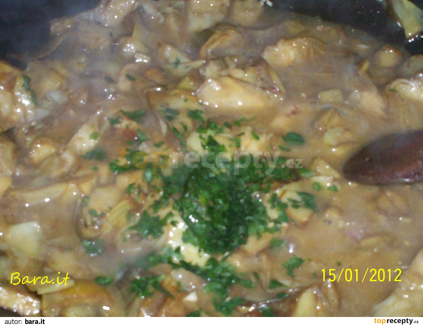 Kureci prsicka s artycoky recept - TopRecepty.cz