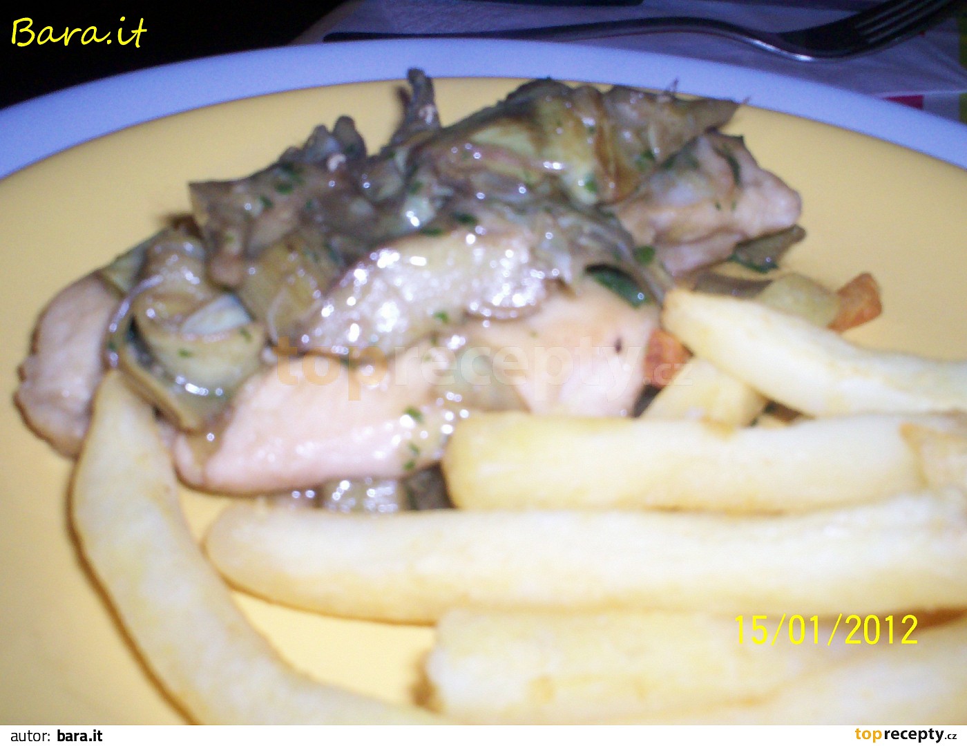 Kureci prsicka s artycoky recept - TopRecepty.cz