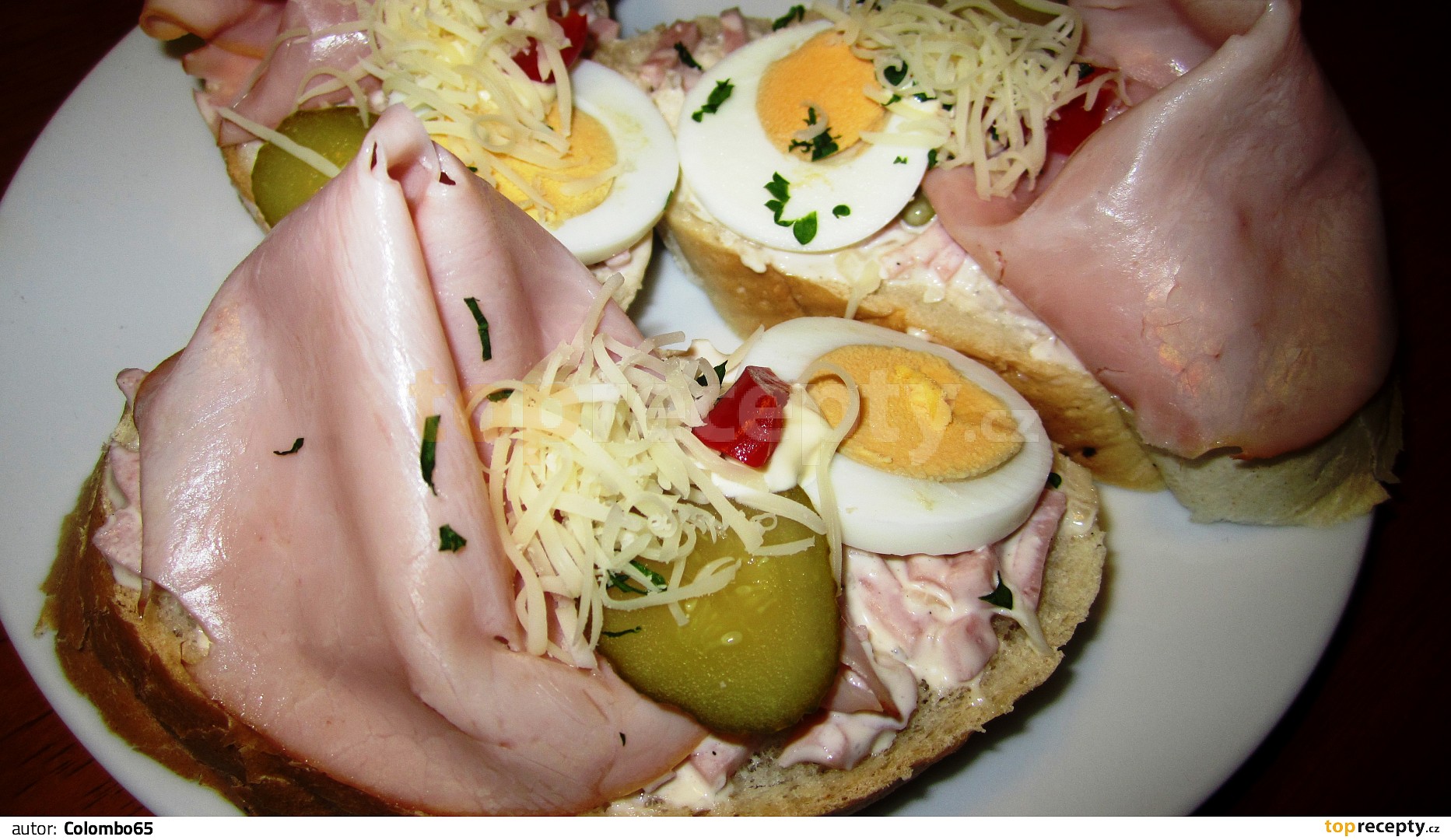 Výborné chlebíčky recept - TopRecepty.cz