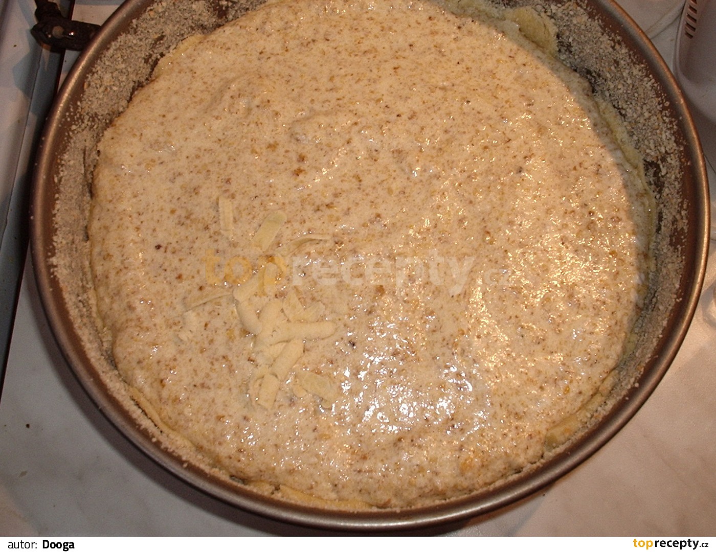 Křupavý ořechový koláč - TopRecepty.cz