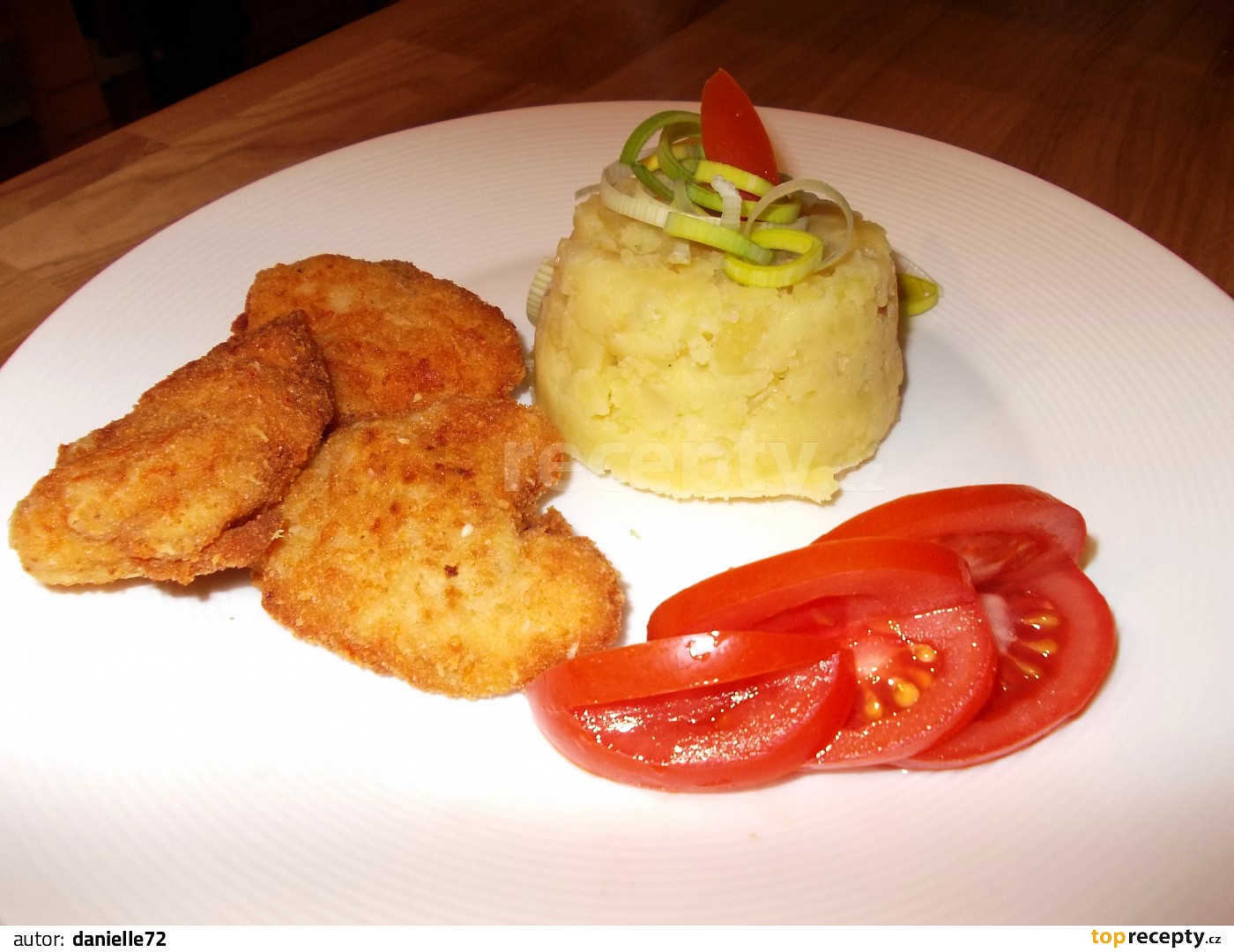 Kuřecí řízečky v parmazánu recept - TopRecepty.cz