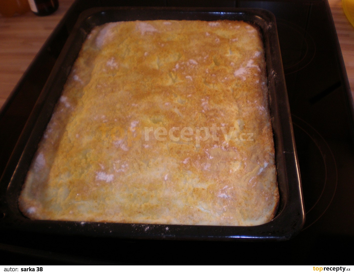 Rychlý sypaný tvarohový koláč recept - TopRecepty.cz