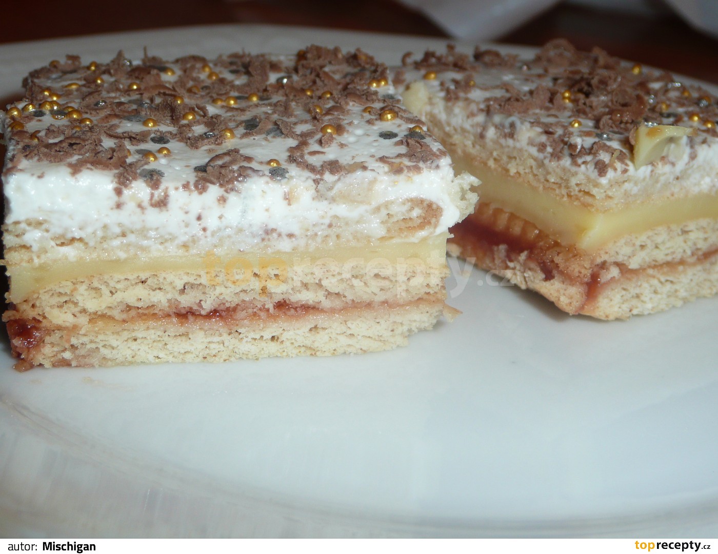 Bebe řezy s pudinkem recept - TopRecepty.cz