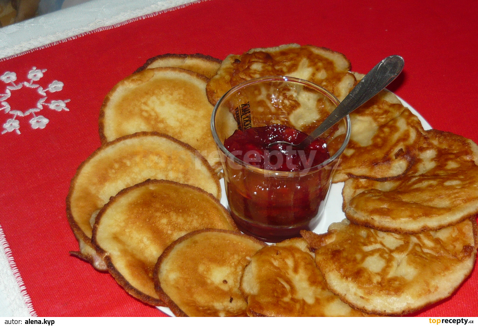 Extra rychlé lívance recept - TopRecepty.cz