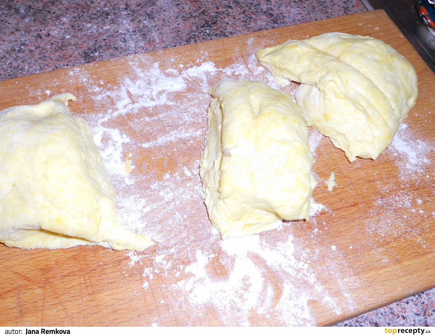 Indická placka s dvojím masem recept - TopRecepty.cz