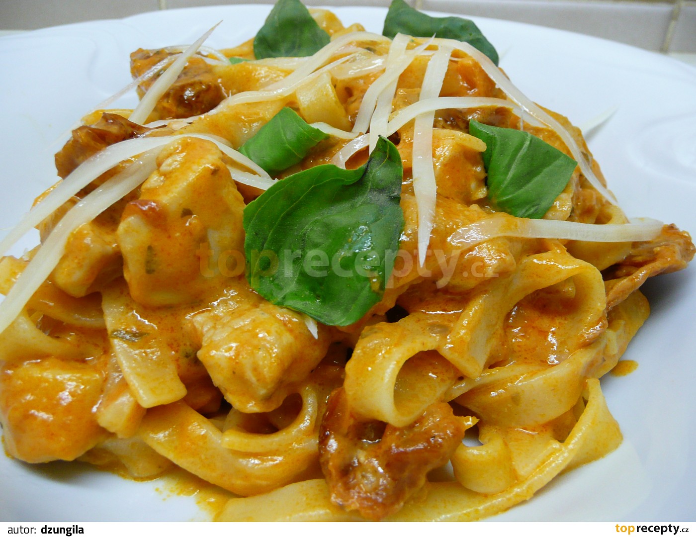 Tagliatelle z Bondy beach recept - TopRecepty.cz