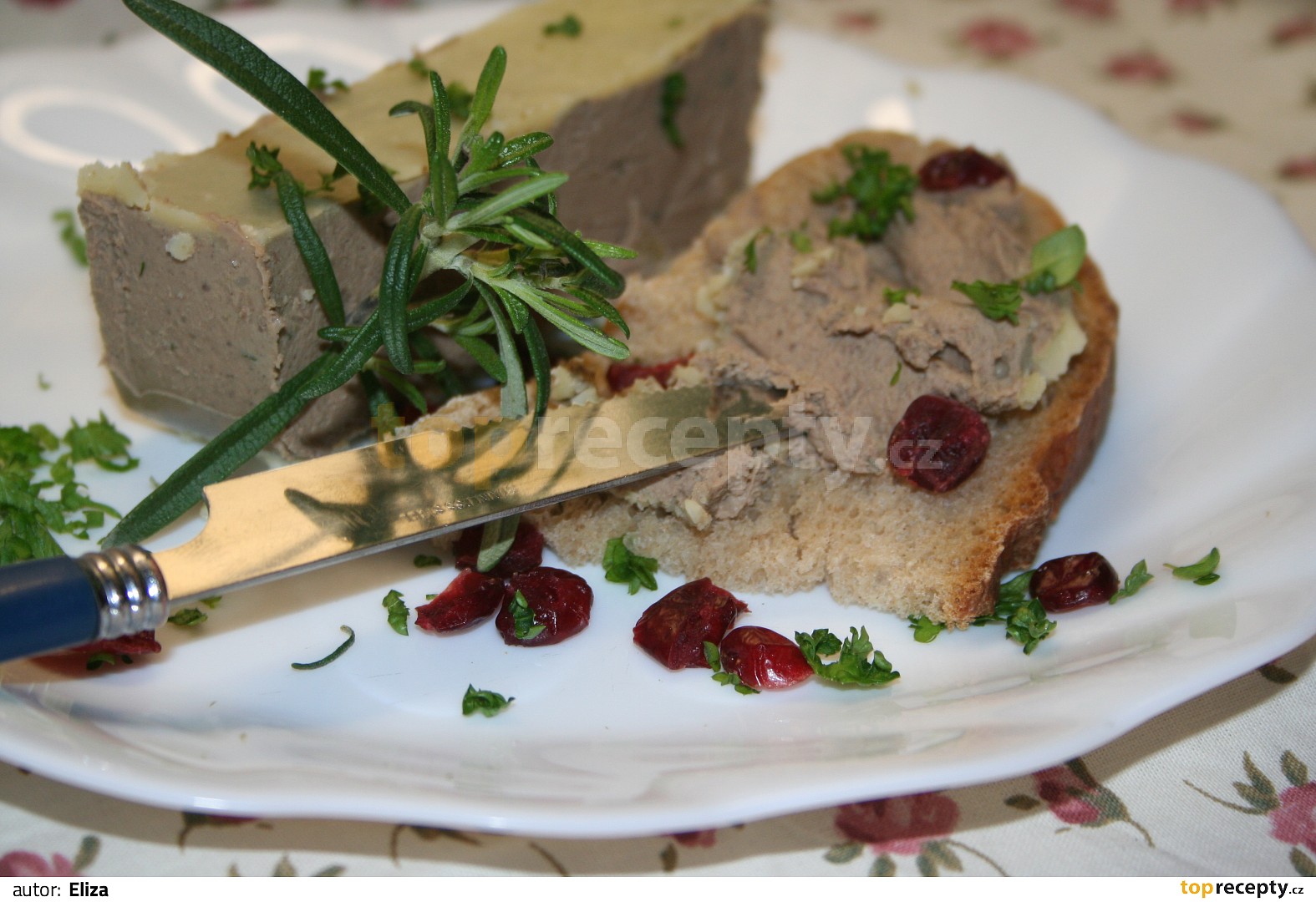 Domácí lahůdková paštika recept - TopRecepty.cz