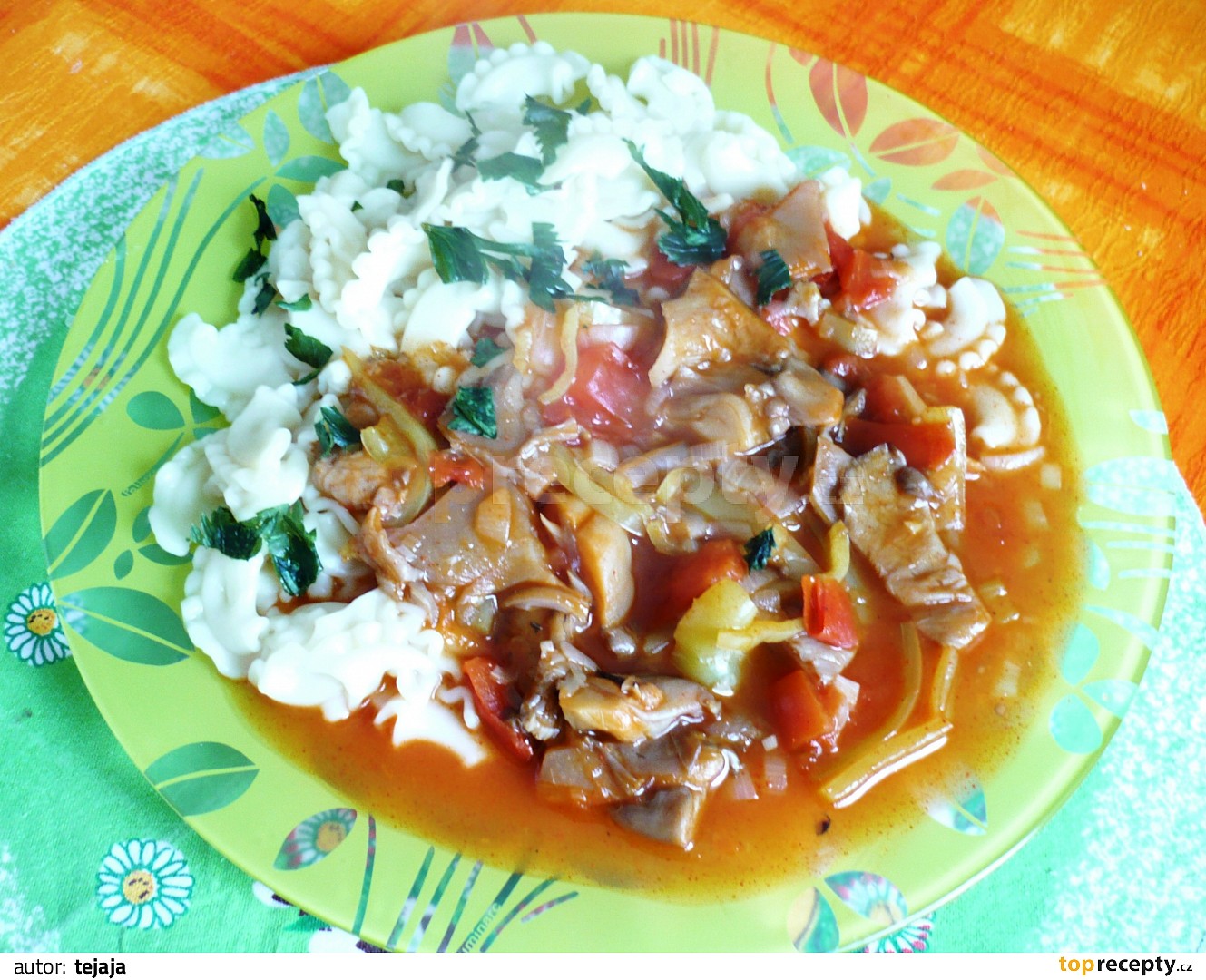 Guláš z hlívy ústřičné recept - TopRecepty.cz