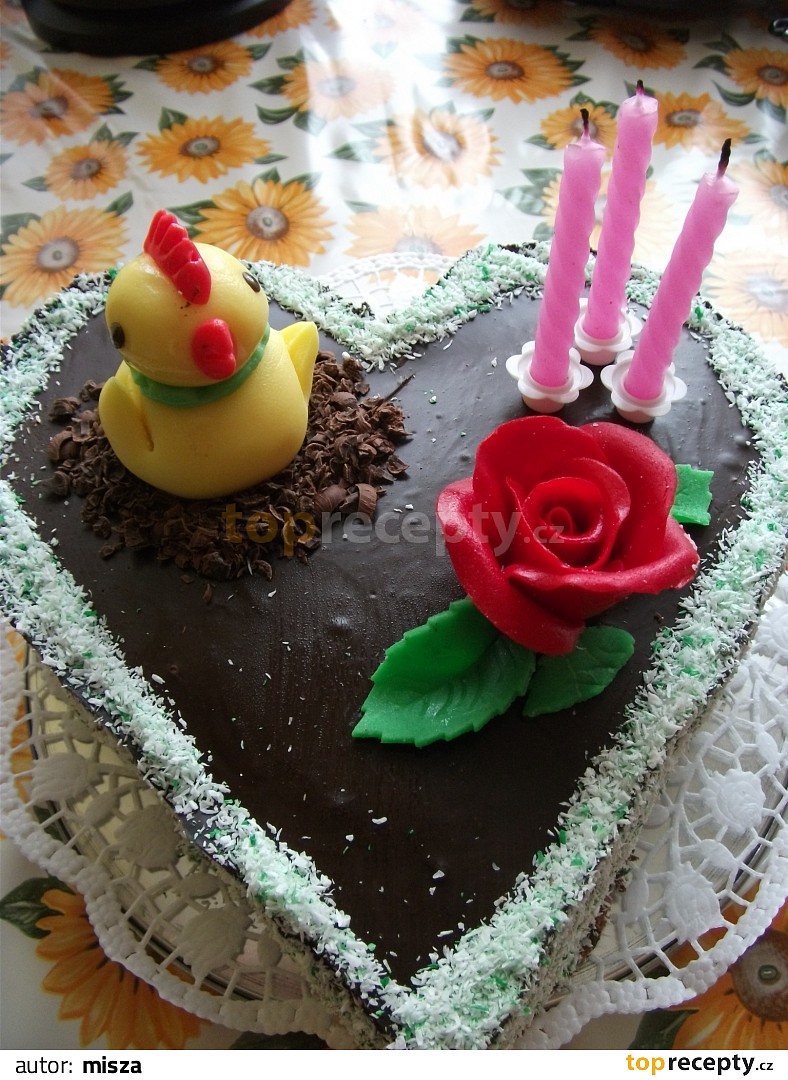 Krémový čokoládový dort s jahodami recept - TopRecepty.cz