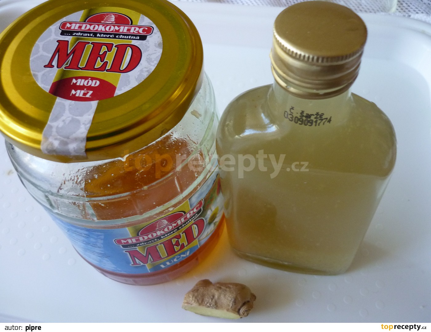 Čistící a zdravý zázvorový nápoj na hubnutí recept - TopRecepty.cz