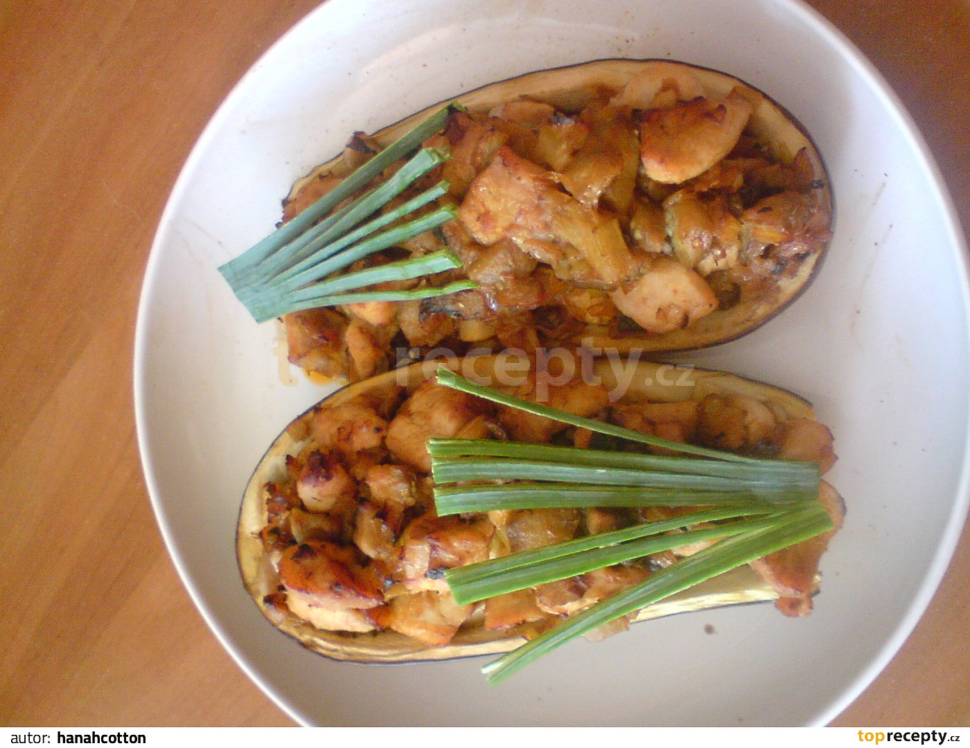 Plněný lilek recept - TopRecepty.cz