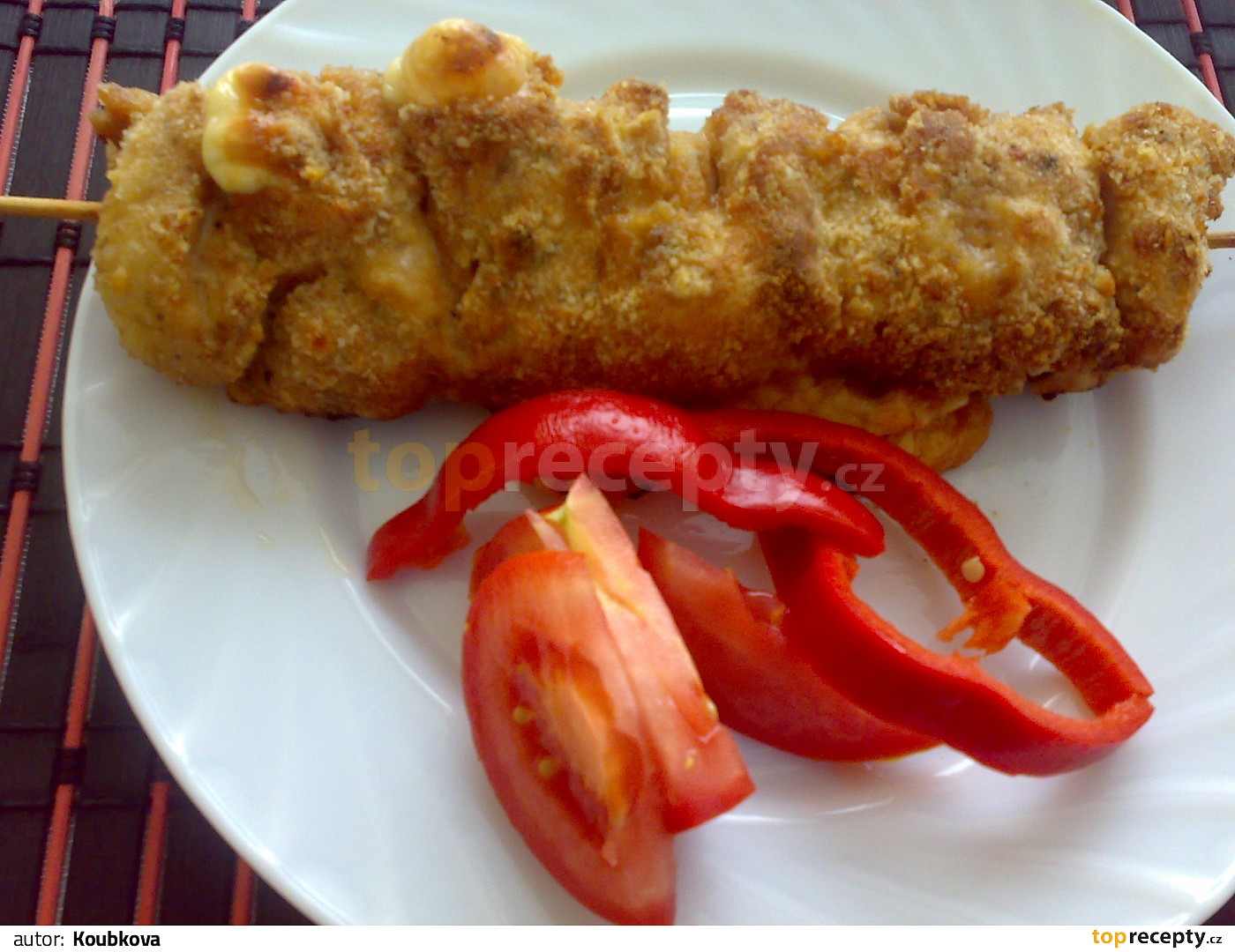 Drůbeží špízy se sýrem a šunkou recept - TopRecepty.cz