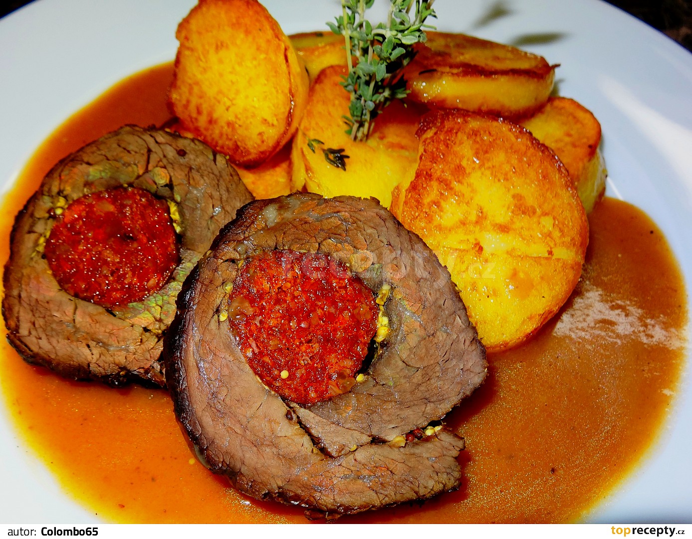 Hovězí pupek s čabajkou recept - TopRecepty.cz