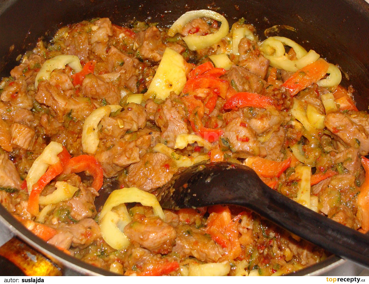 Ohnivé krůtí maso recept - TopRecepty.cz