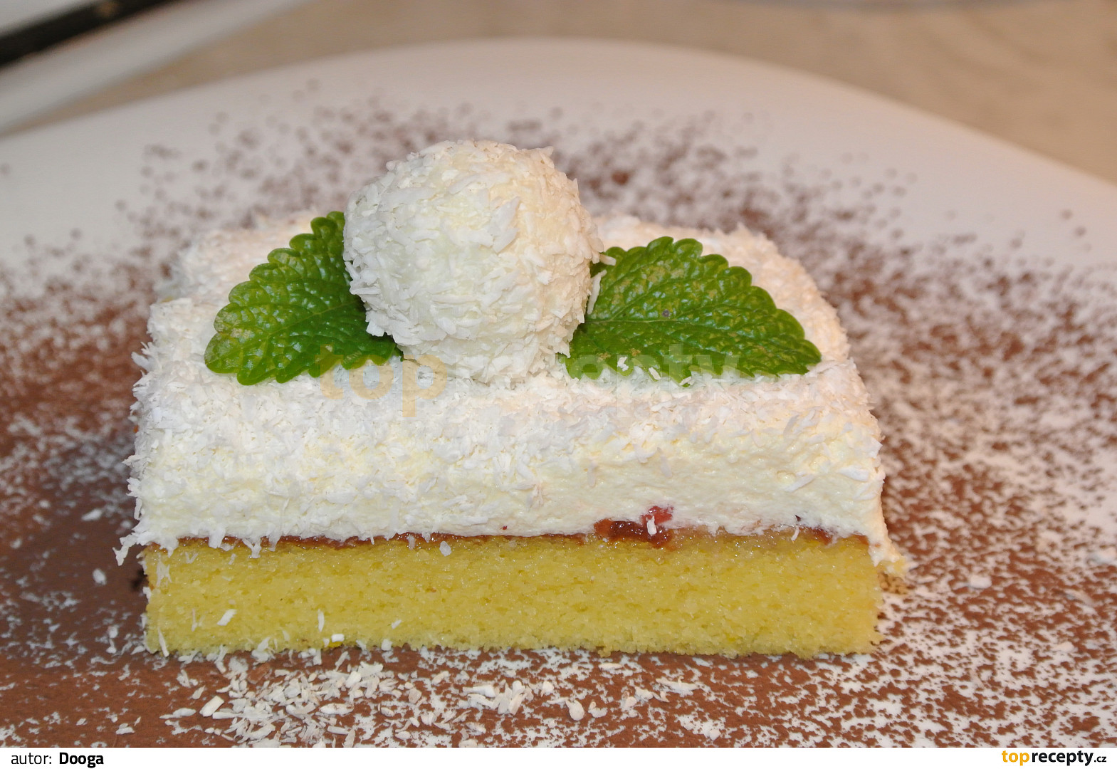 Kokosové řezy recept - TopRecepty.cz