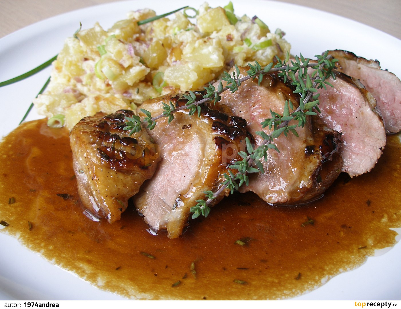 Kachní prsa v limetovo - citronové marinádě recept - TopRecepty.cz