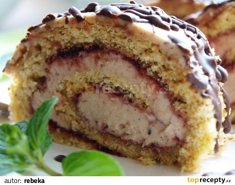 Ořechová roláda s kaštanovou náplní recept - TopRecepty.cz