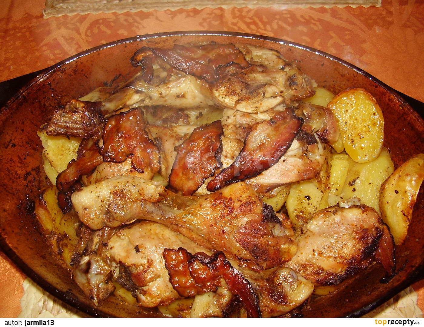 Zapečená kuřecí stehna recept - TopRecepty.cz