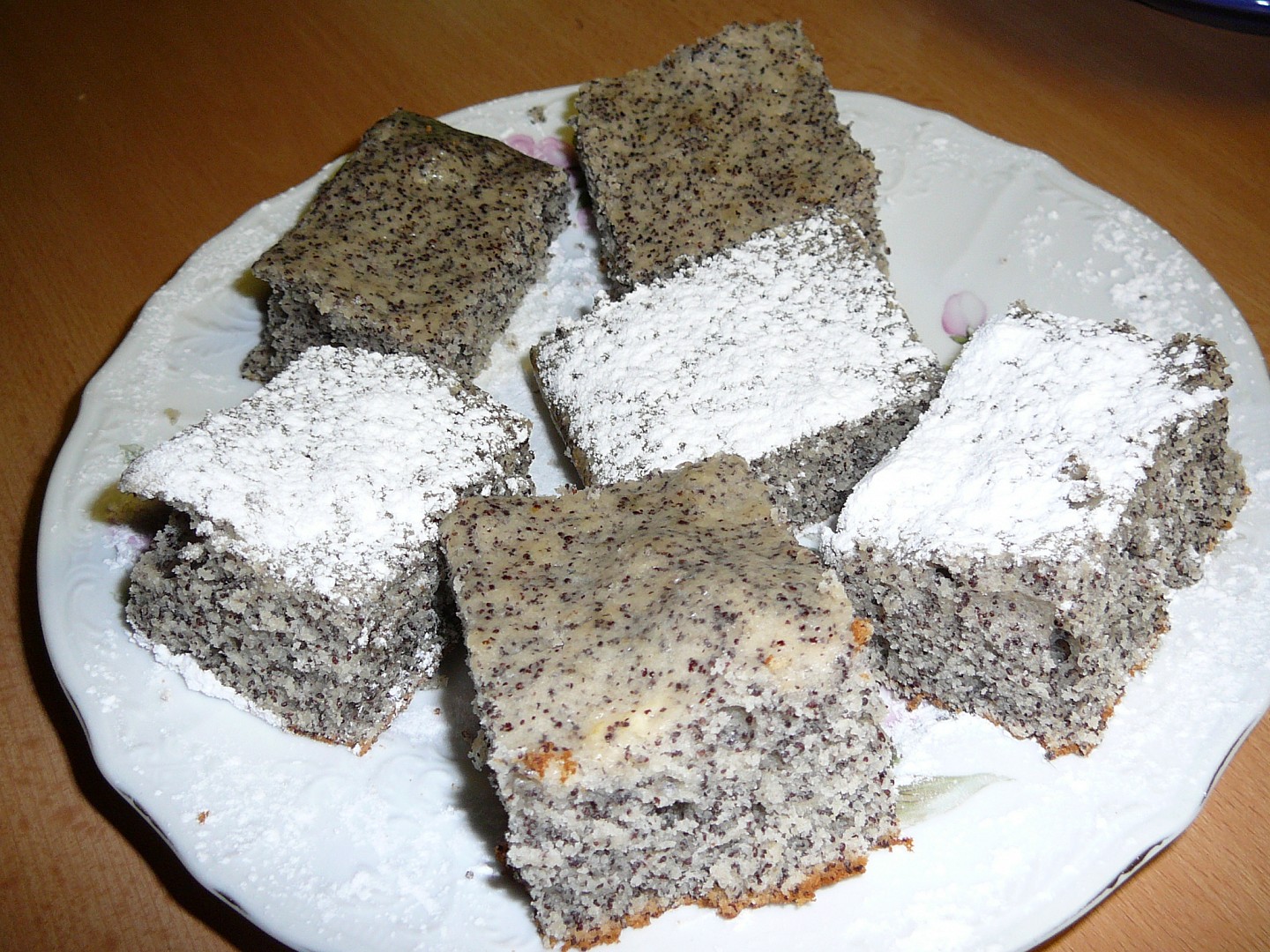 Luxusní a rychlý makovník - TopRecepty.cz