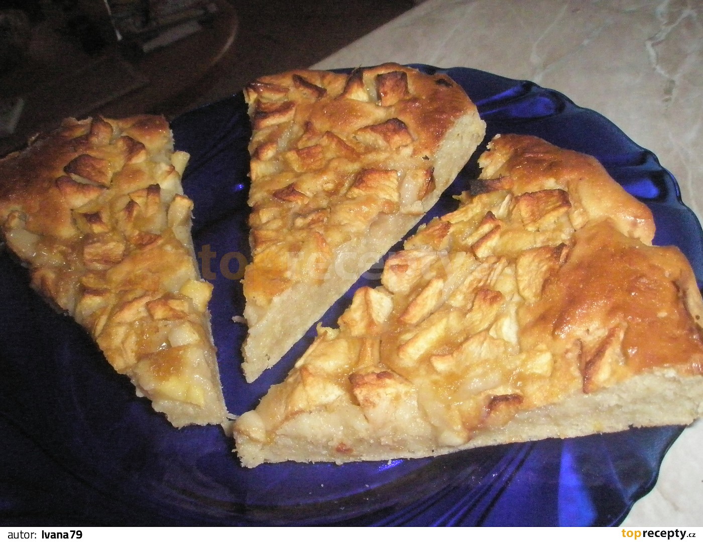 Jablkový koláč podle Kamči - TopRecepty.cz