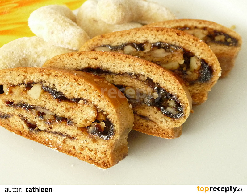 Perníkový závin - TopRecepty.cz