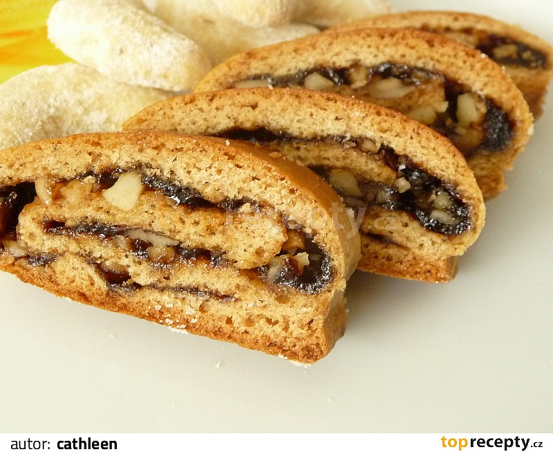 Perníkový závin recept - TopRecepty.cz