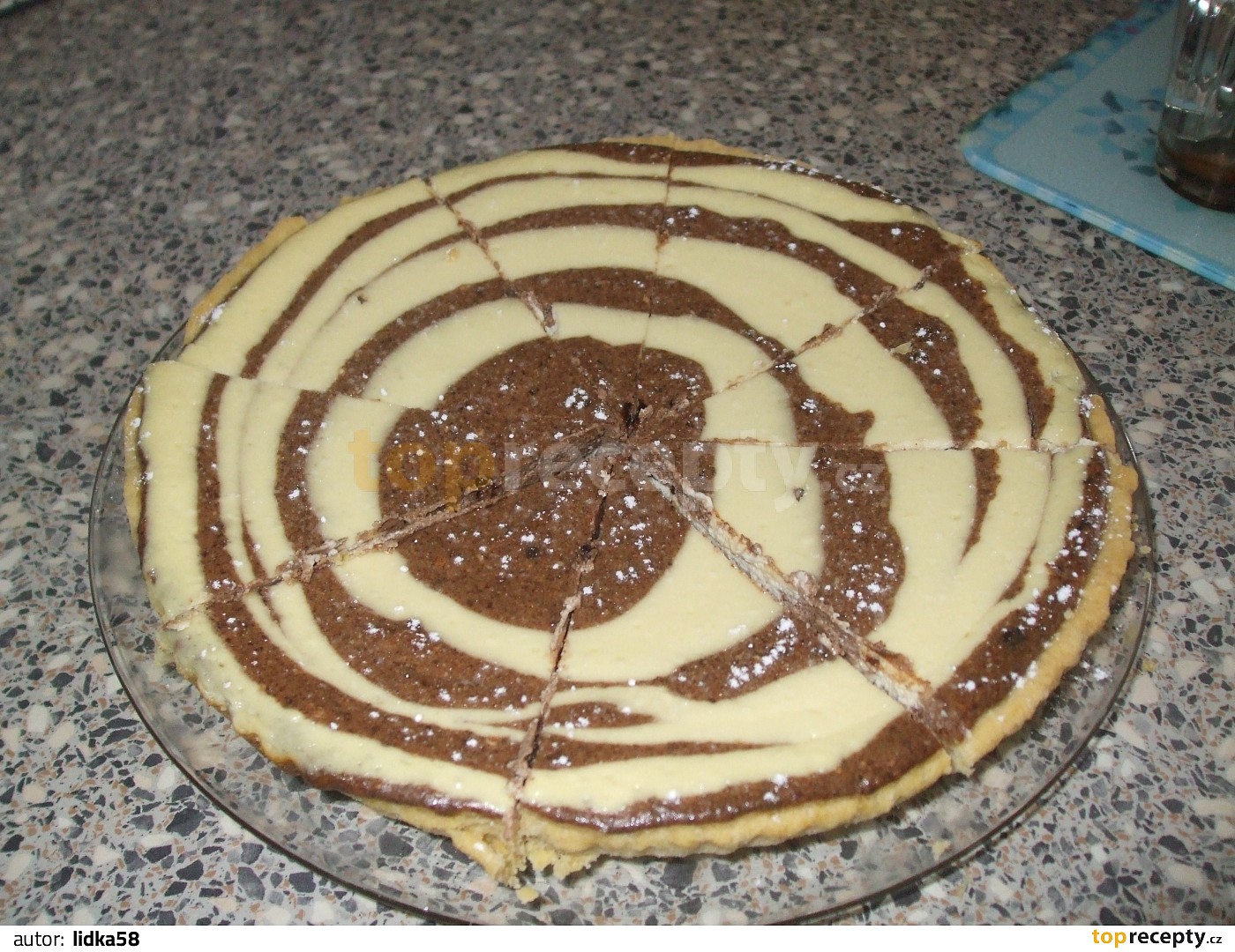 Tvarohovo-čokoládový koláč recept - TopRecepty.cz