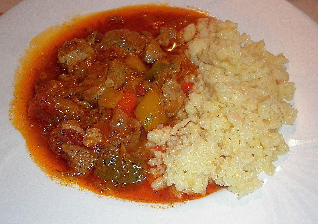 Sertéspörkölt – Vepřový perkelt s tarhoňou recept - TopRecepty.cz