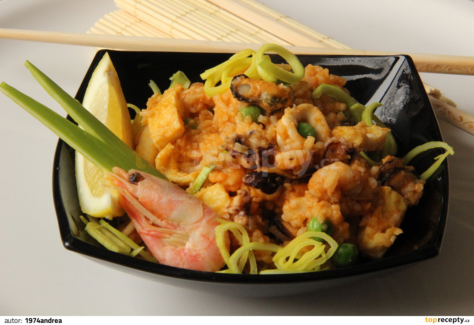 Indonéská smažená rýže recept - TopRecepty.cz