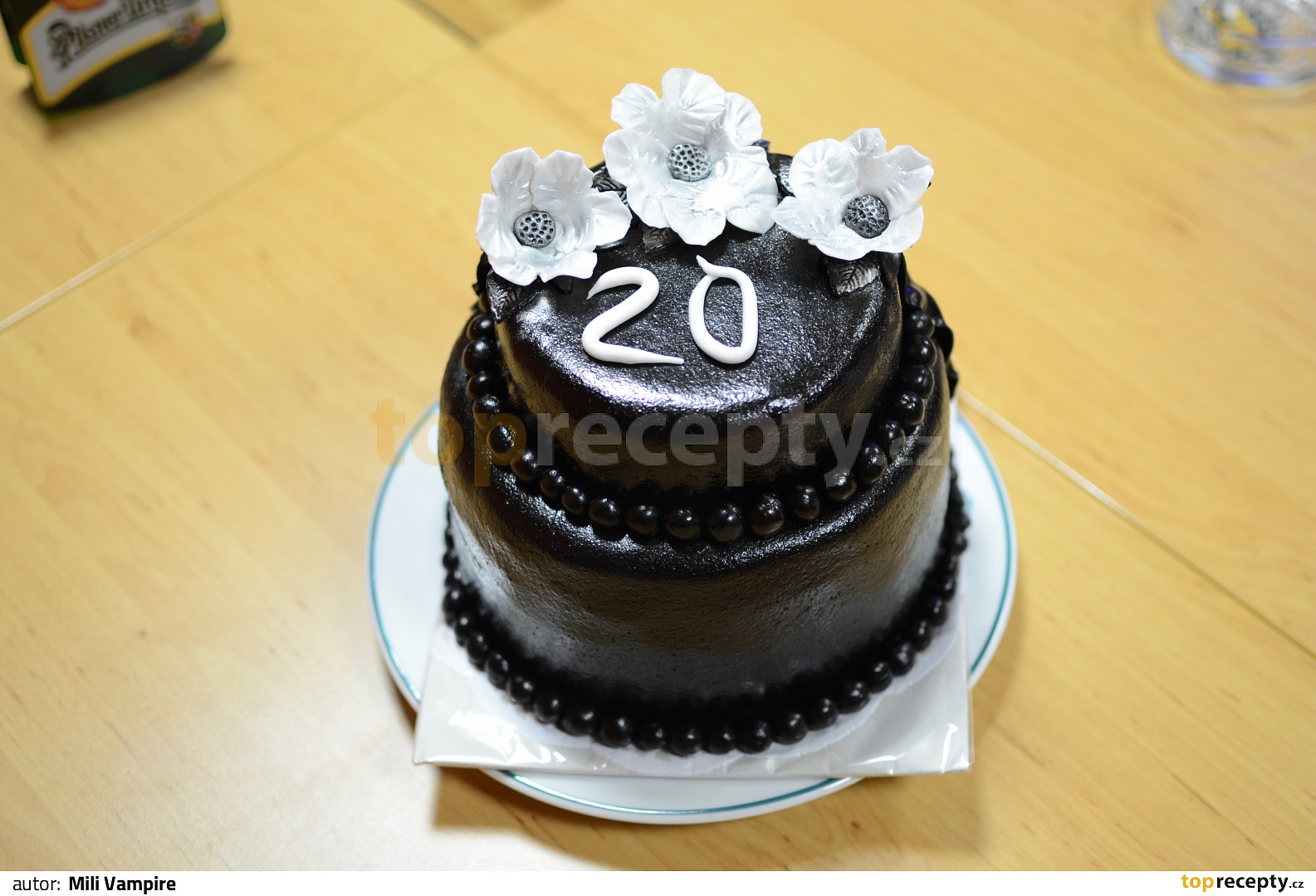 Dort k 20. narozeninám recept - TopRecepty.cz