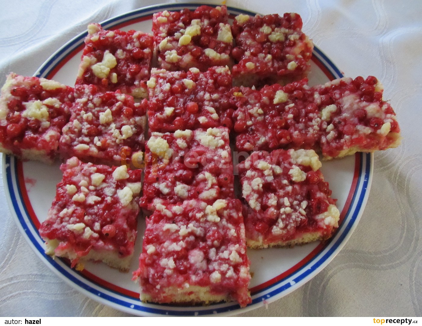 Meruňkový koláč s drobenkou recept - TopRecepty.cz