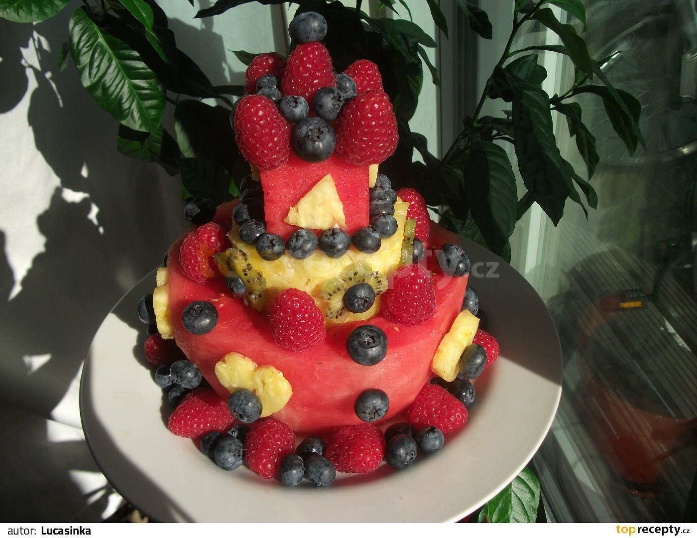 Dort z čerstvého ovoce recept - TopRecepty.cz