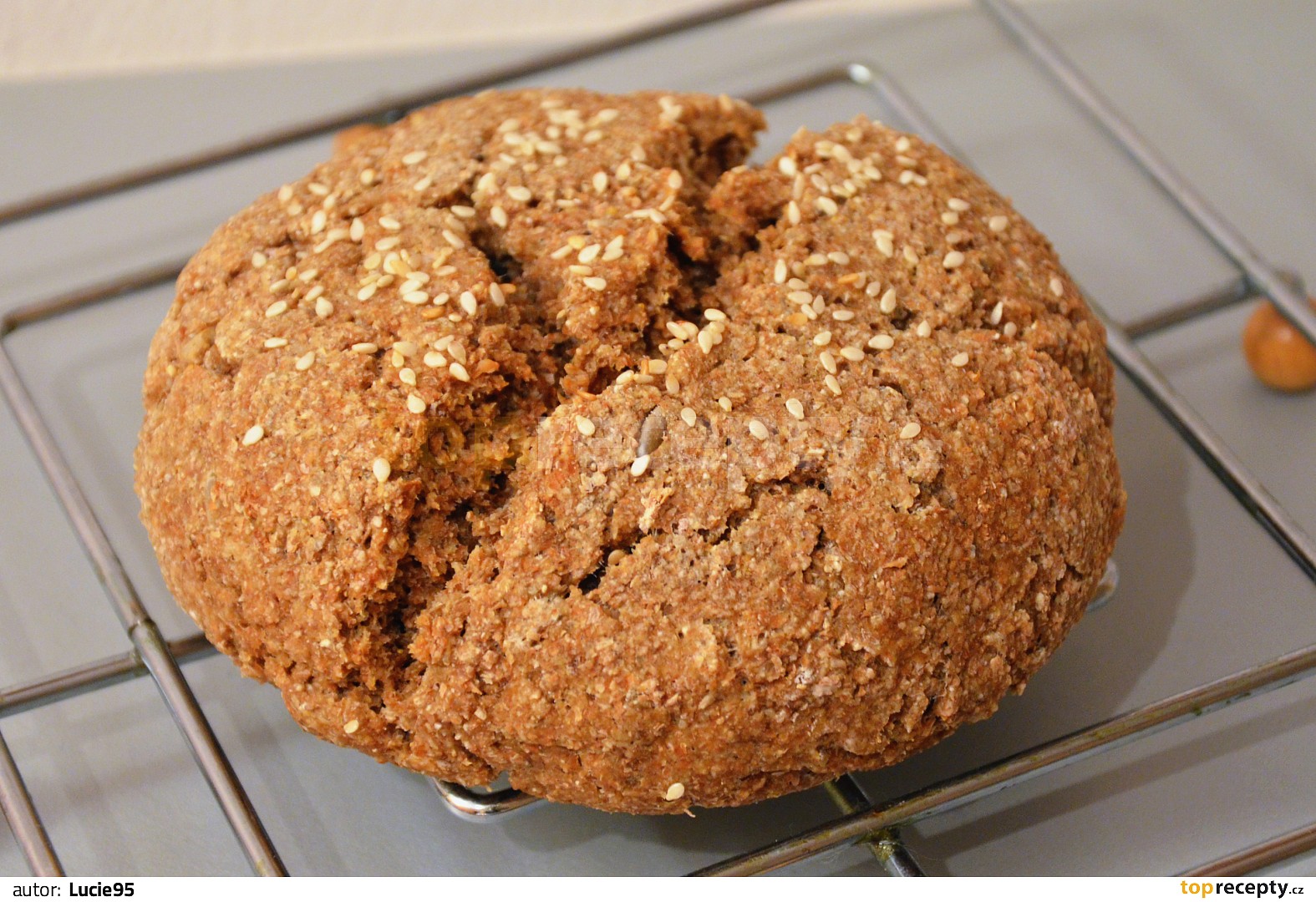 Celozrnný žitný chléb recept - TopRecepty.cz