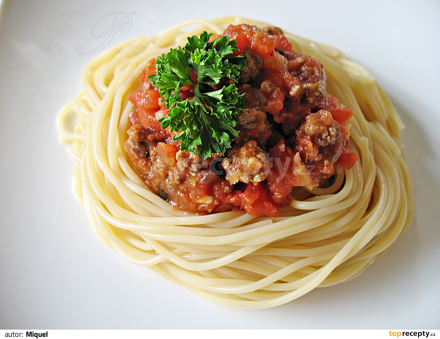 Boloňská omáčka recept - TopRecepty.cz