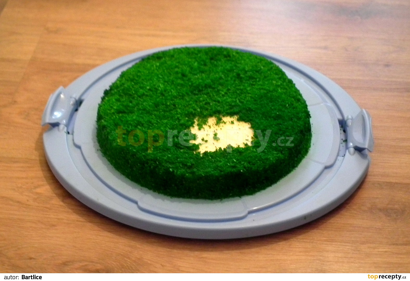 Dort FOTBALOVÝ MÍČ na hřišti recept - TopRecepty.cz