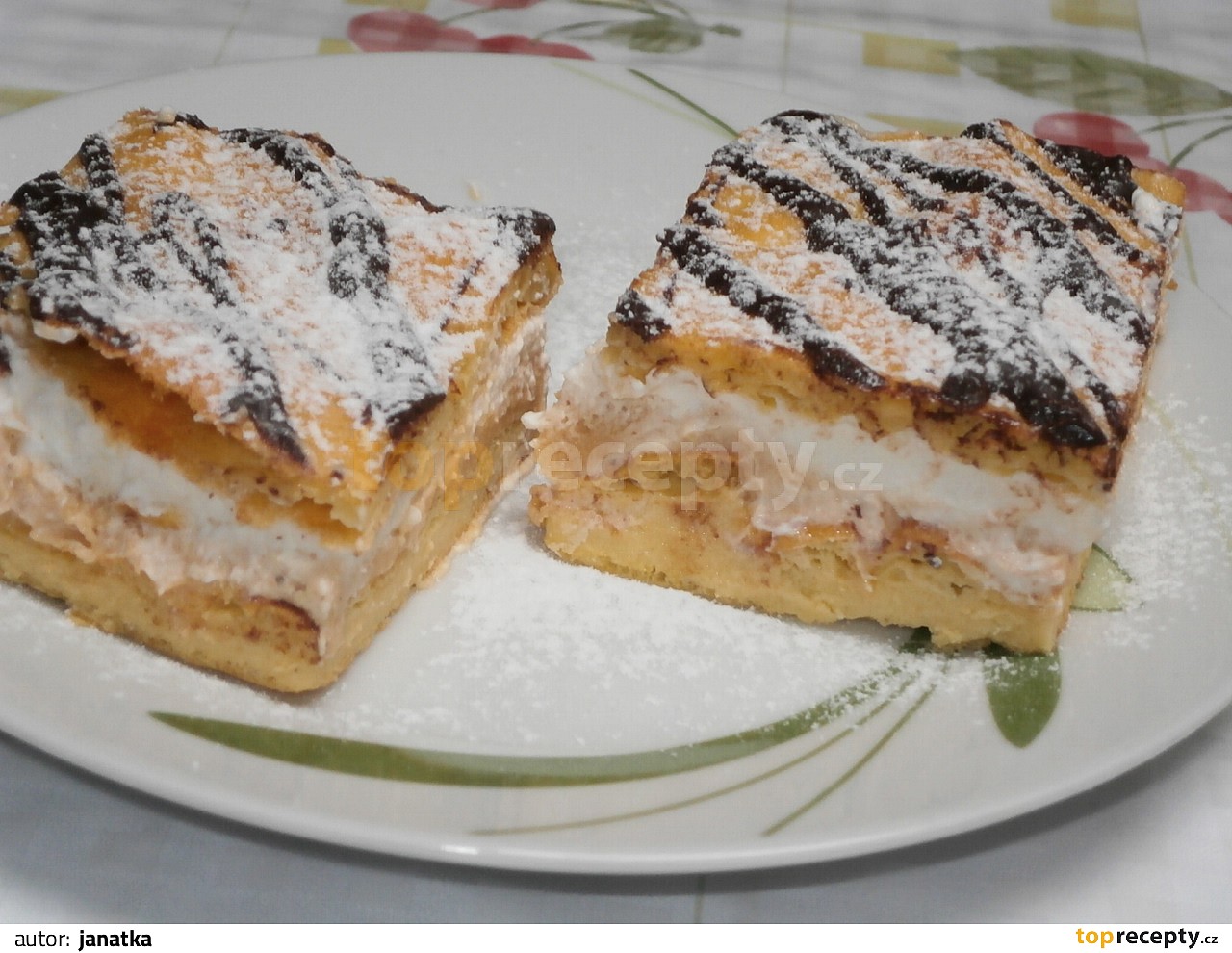 Karamelový větrník na plech - TopRecepty.cz