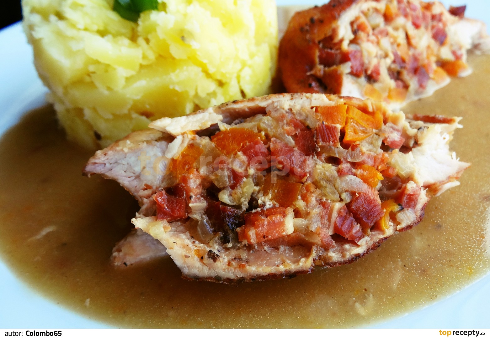 Kotleta plněná alpským špekem recept - TopRecepty.cz