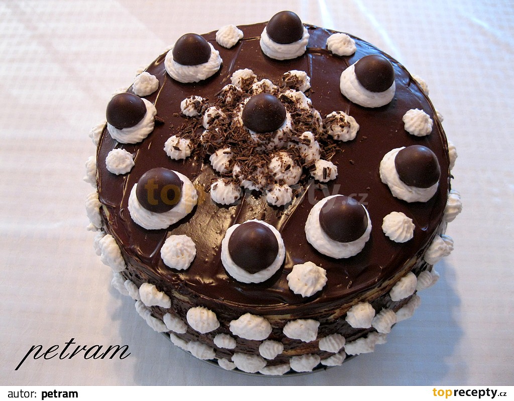 Narozeninový dort bez lepku, mléka a vajec - TopRecepty.cz