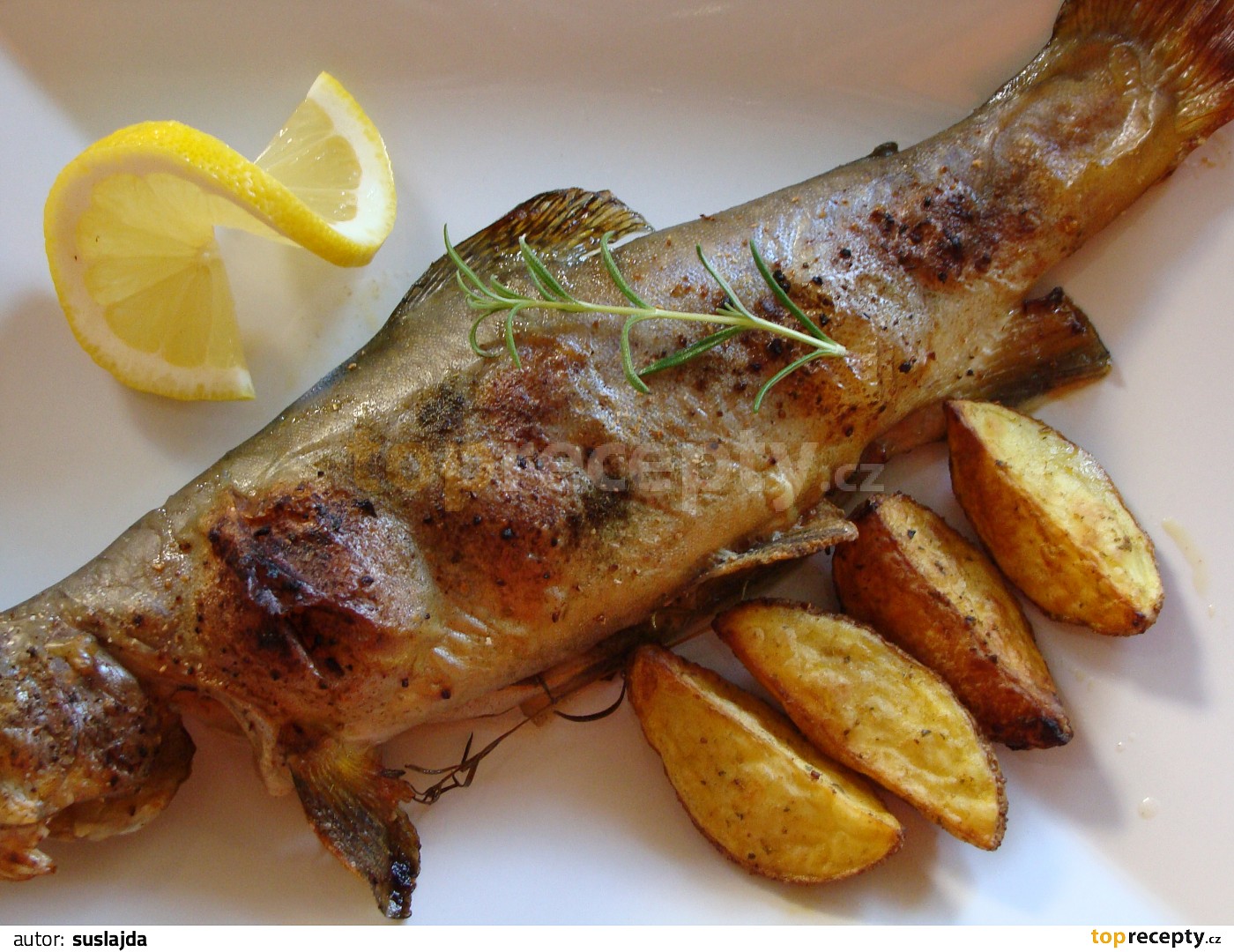 Pečený siven s bramborami recept - TopRecepty.cz