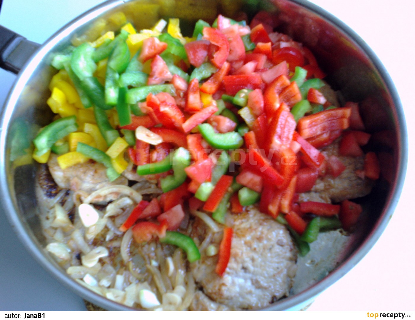 Vepřový kotlet s paprikou recept - TopRecepty.cz