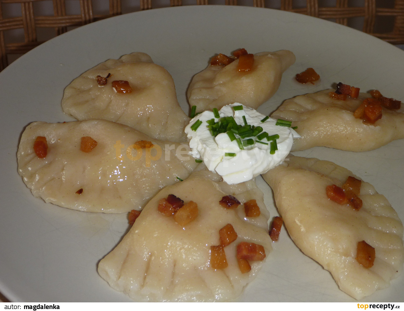 Brynzové pirohy recept - TopRecepty.cz