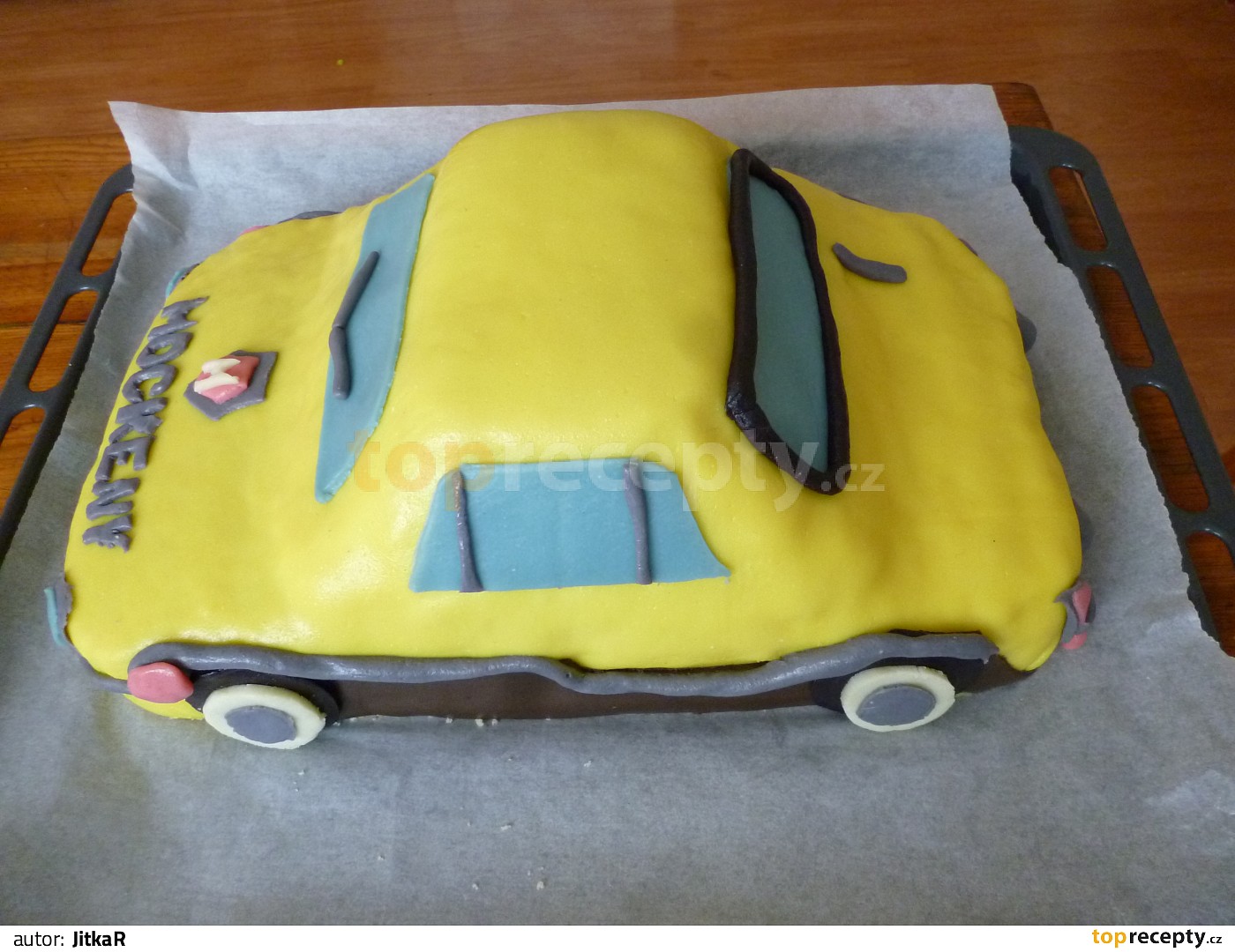 Dort auto moskvič na přání recept - TopRecepty.cz