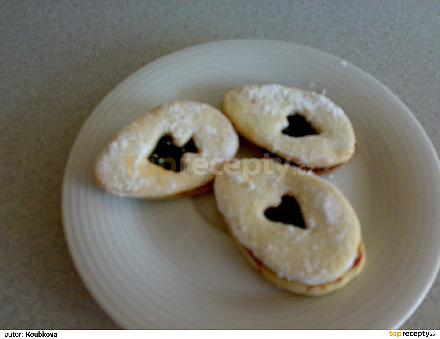 Linecké se solamylem recept - TopRecepty.cz