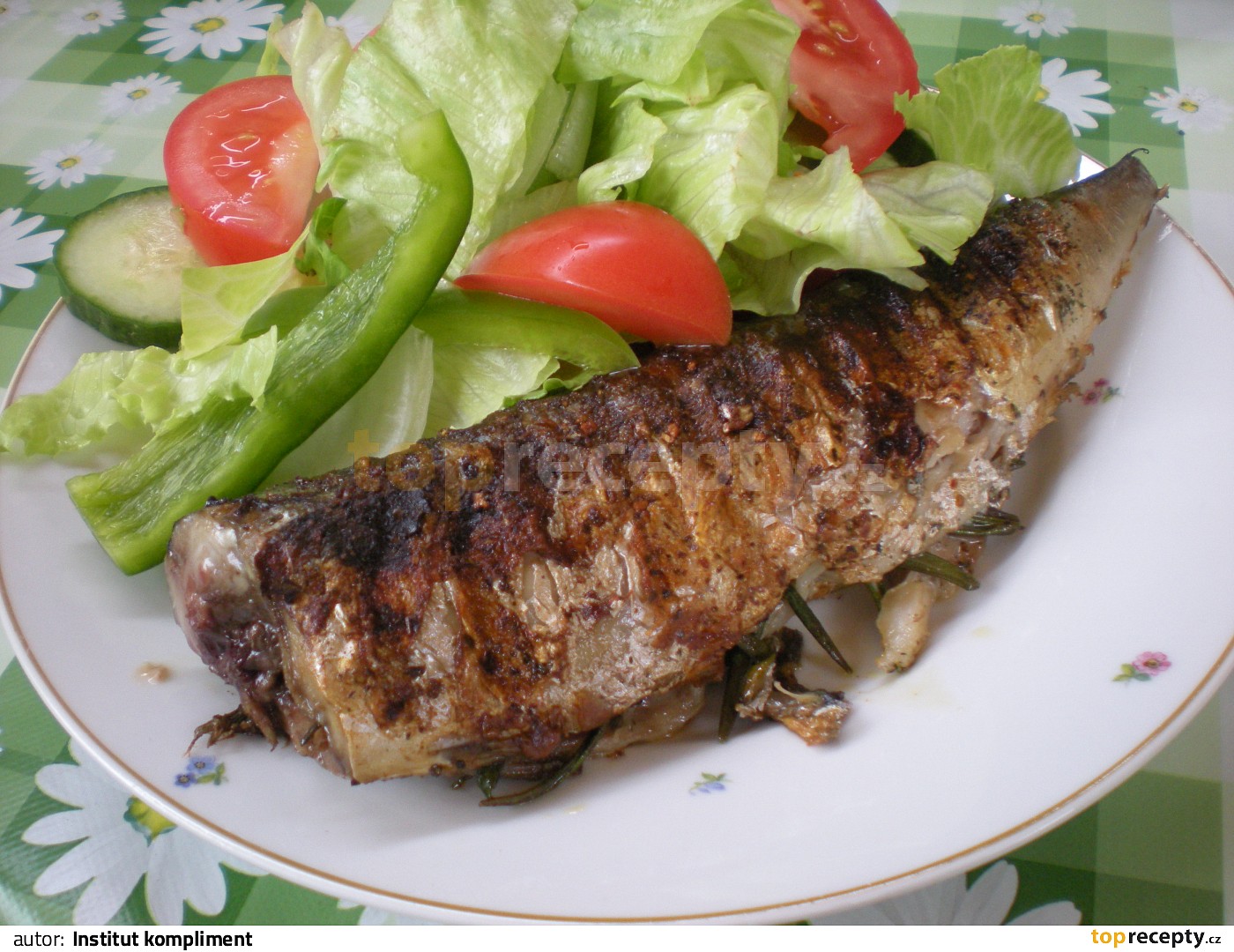 Makrela na grilu recept - TopRecepty.cz