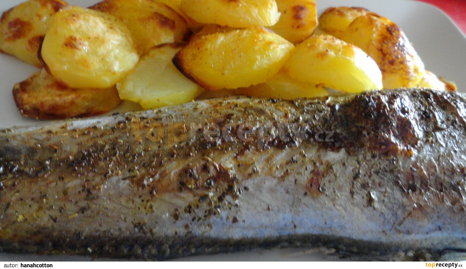 Pečený hejk na bylinkách recept - TopRecepty.cz